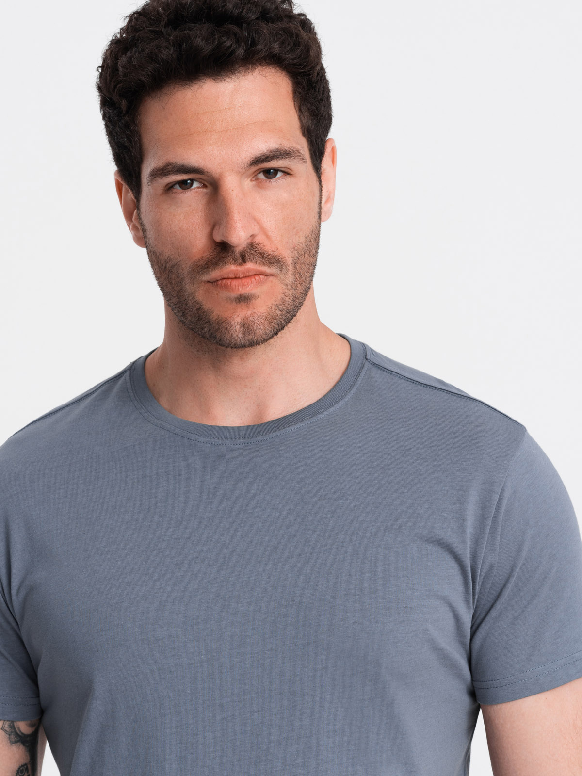 BASIC men's classic cotton T-shirt - blue denim V7 OM-TSBS-0146 | Ombre ...